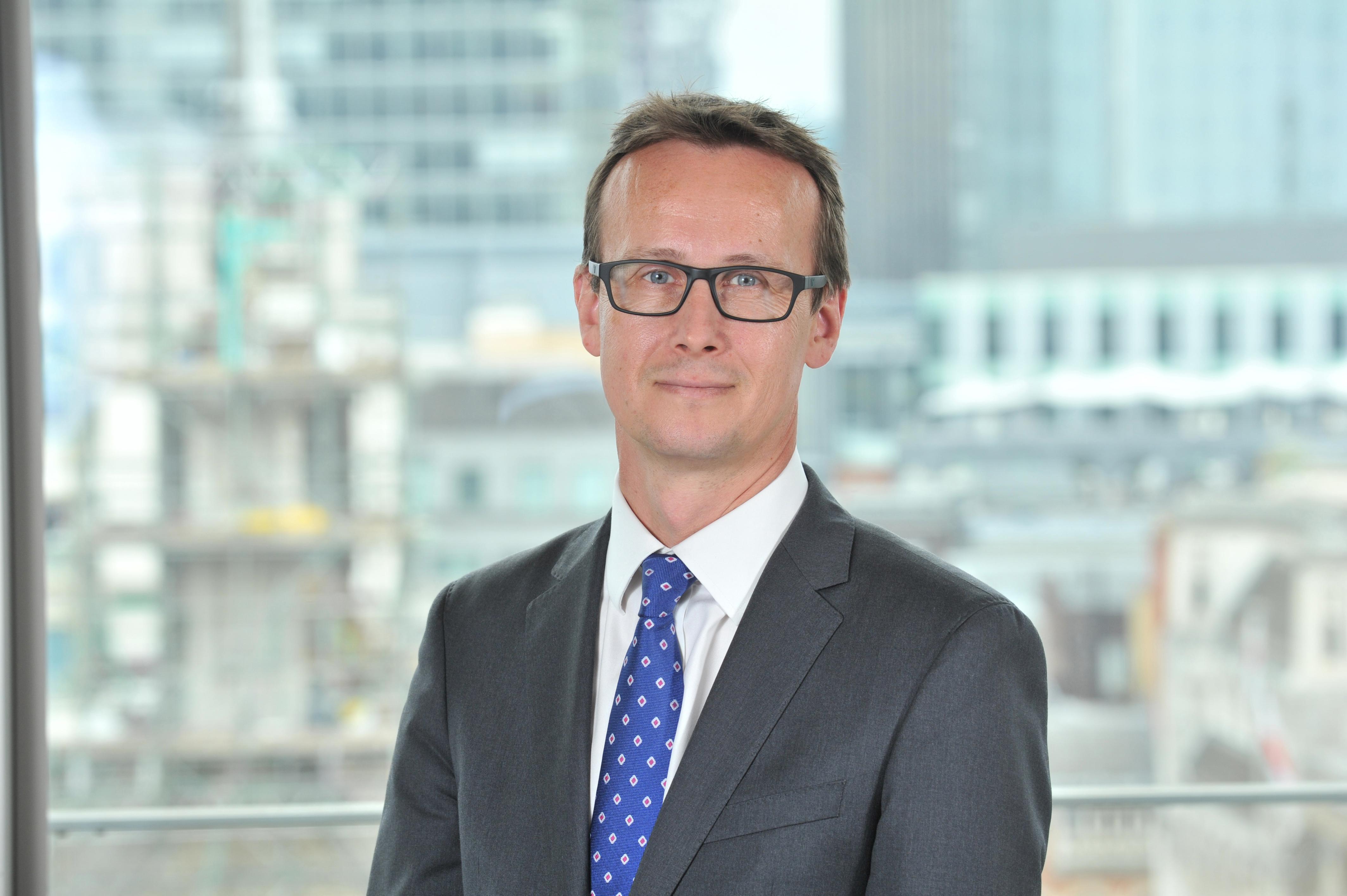 Veteran PE lawyer Witney departs Debevoise for Travers Smith